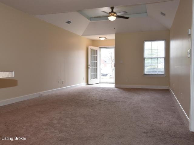 7217 Michael Benjamin Cir