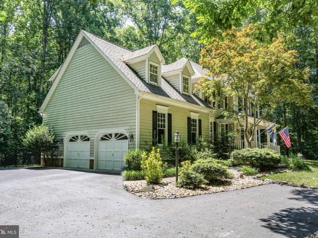 7217 Bloomsbury Lane
