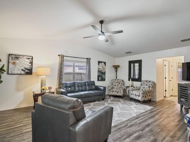 7217 Kress Cir Apt D4, Corpus Christi, TX 78413