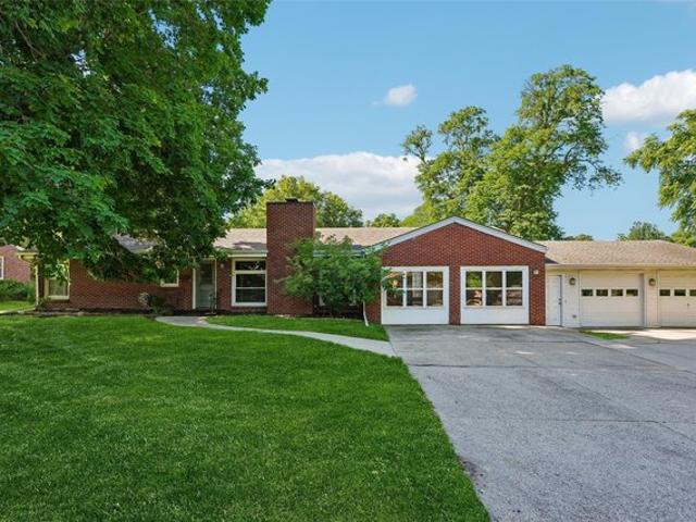 7218 Colby Ave, Windsor Heights, IA 50324