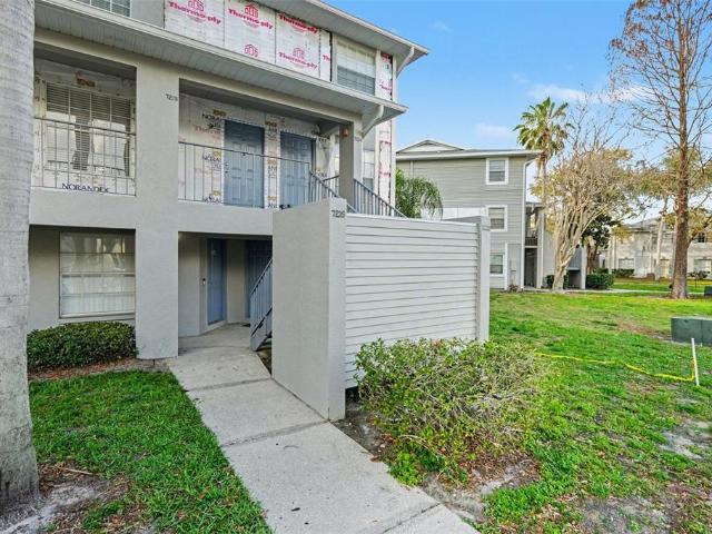 7218 E Bank Dr, Unit 205, Tampa, FL 33617 | Compass