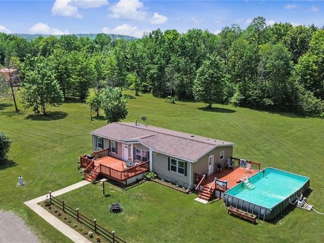 7218 Lake Road