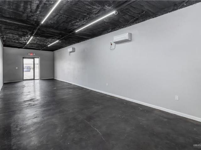 7218 W Expressway 83 B