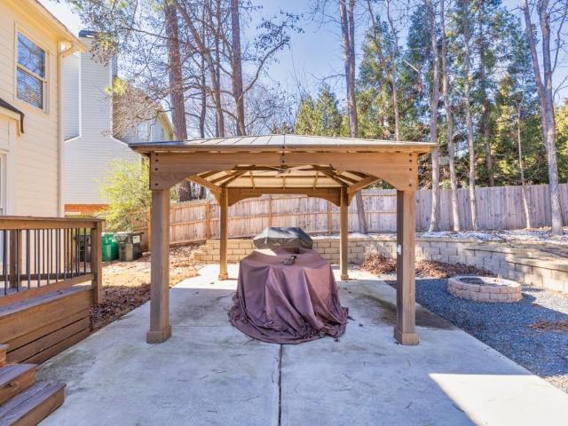 7210 Amberleigh Way