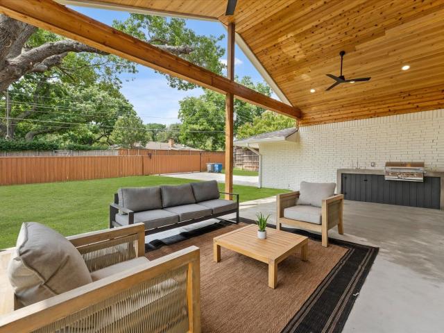 7210 Baxtershire Drive, Dallas, US, TX