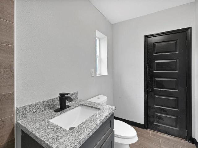7210 Dahlia Street 1 Bedroom Apartment for Rent at 7210 Dahlia St, Houston, TX 77012 Pecan Park