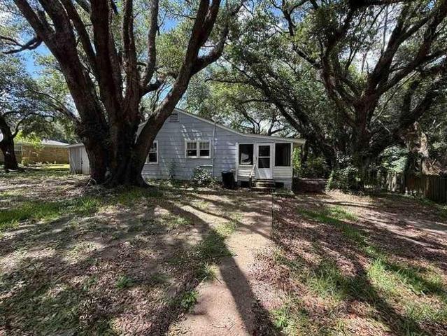 7210 Knollwood Rd, Mobile, AL 36619