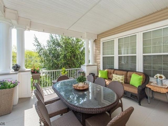 7210 Polk Dr, Rockaway, NJ 07866
