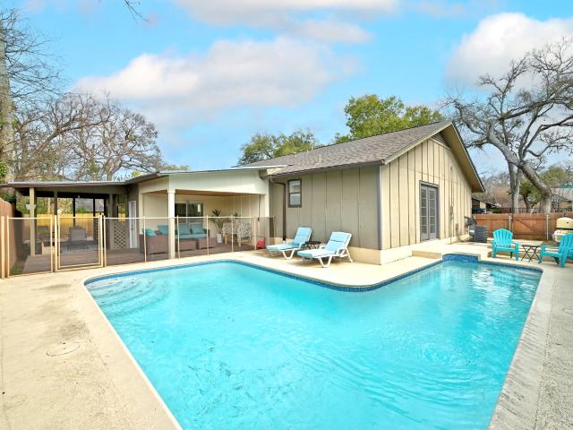 7210 Towering Oaks Dr, Austin, TX 78745 | MLS #6685