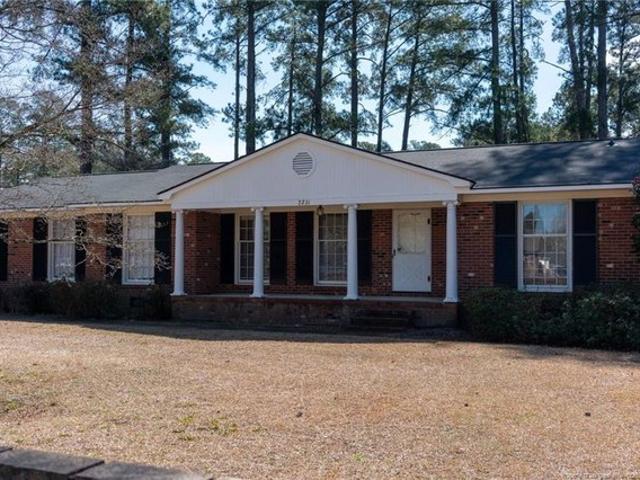 7211 Manassas St, Fayetteville, NC 28304