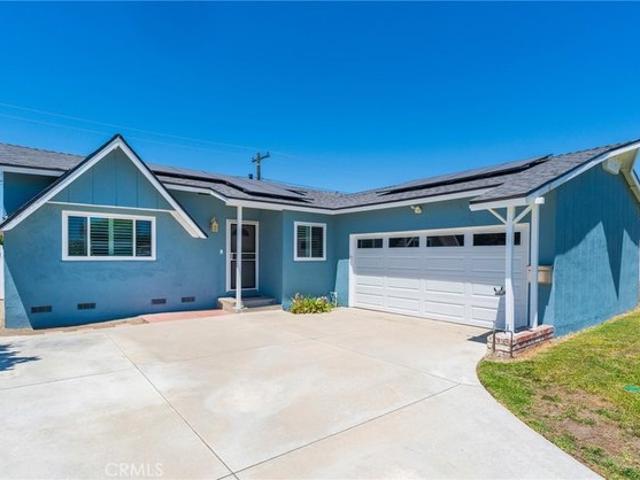 7211 Grandoaks Dr, Stanton, CA 90680