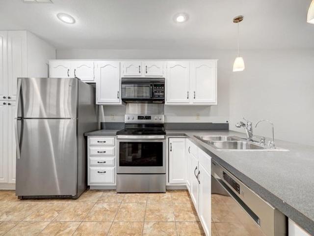 7211 Lakewood Dr Unit G124, Austin, TX 78750