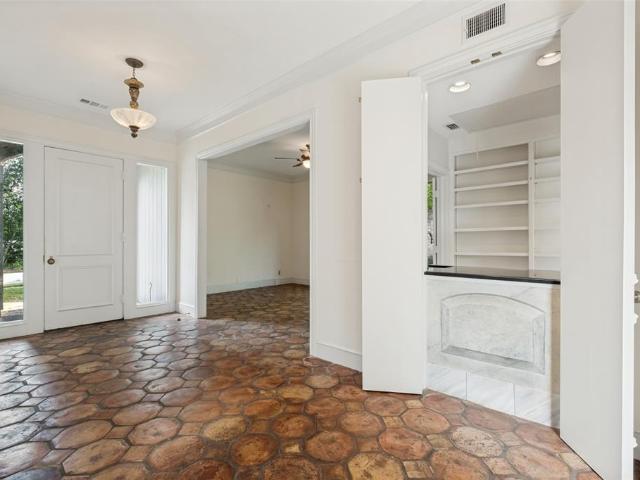 7211 Lavendale Circle