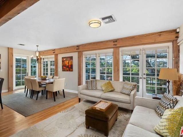 7211 Pacific View Dr, Los Angeles, CA 90068