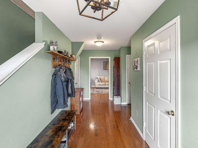 7211 Rye Ct