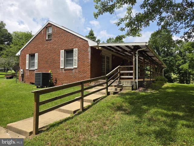 7211 Ridge Road