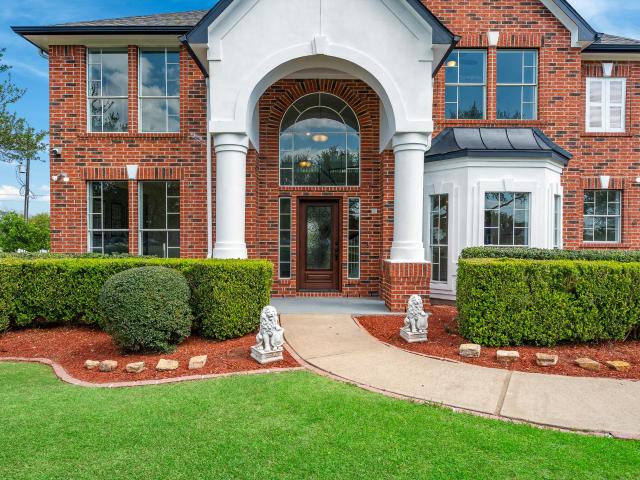 7211 Savannah Glen Lane