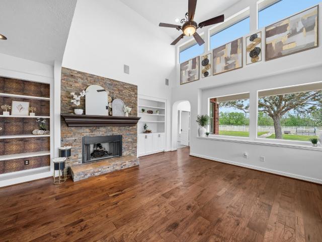 7211 Savannah Glen Lane