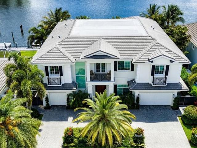7212 NE 8th Dr, Boca Raton, FL 33487