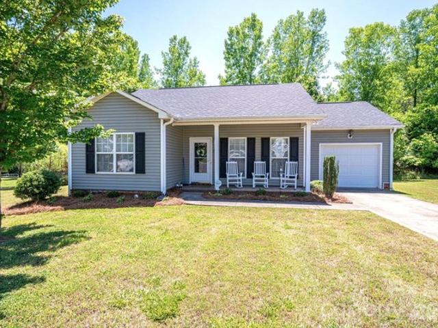 7212 Pinfeather Cir, Cramerton, NC 28032