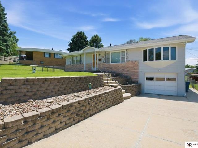 7212 S 41st Ave, Bellevue, NE 68147