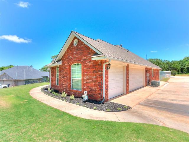 7212 Sapphire Lane