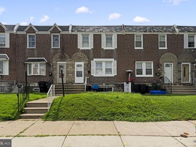 7213 Montague St, Philadelphia, PA 19135