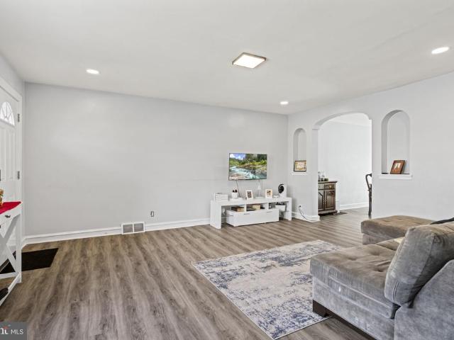 7213 Montague Street