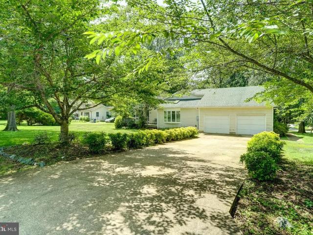 7213 Deerhill Road