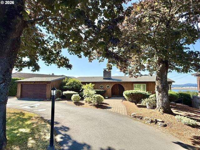 7213 se evergreen hwy