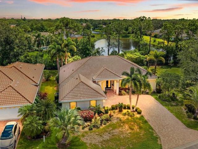 7213 Southgate Ct, Sarasota, FL 34243
