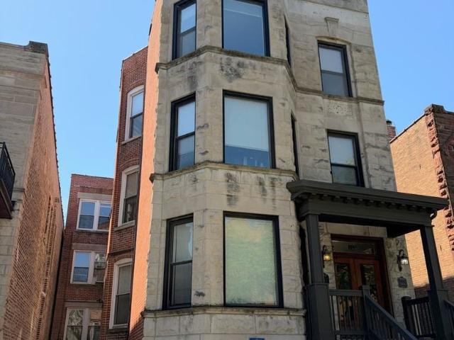 721 23 2 Bedroom Apartment for Rent at 721 W Roscoe St, Chicago, IL 60657 Lakeview