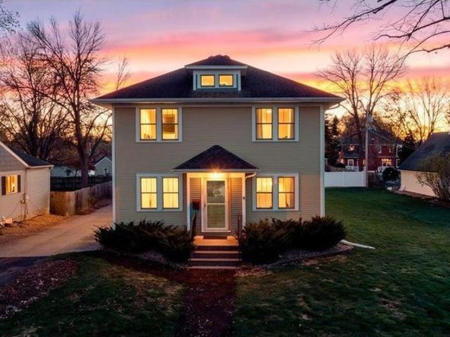 721 6th St W, Hastings, MN 55033