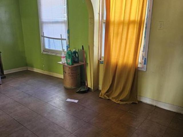 721 723 Henderson Ave, Staten Island, NY 10310