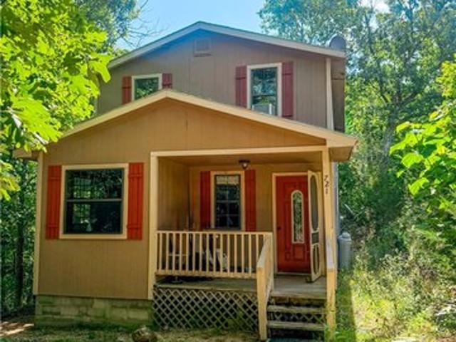 721 County Road 3023, Eureka Springs, AR 72632
