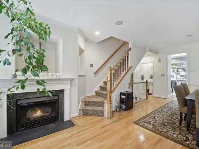 721 CAPITOL SQUARE PL SW, WASHINGTON, DC 20024 Single Family R.