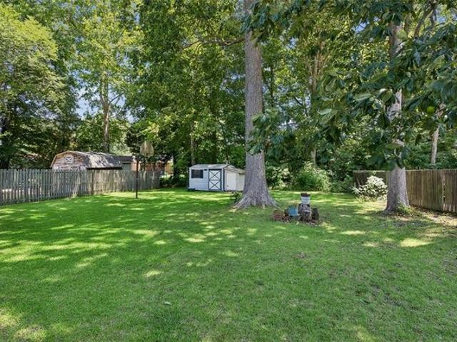 721 Chatsworth Dr, Newport News, VA 23601