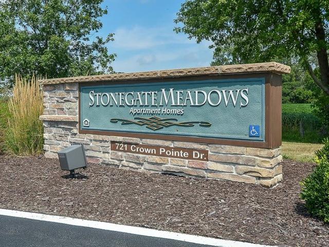 721 Crown Pointe Dr, Lebanon, IN 46052