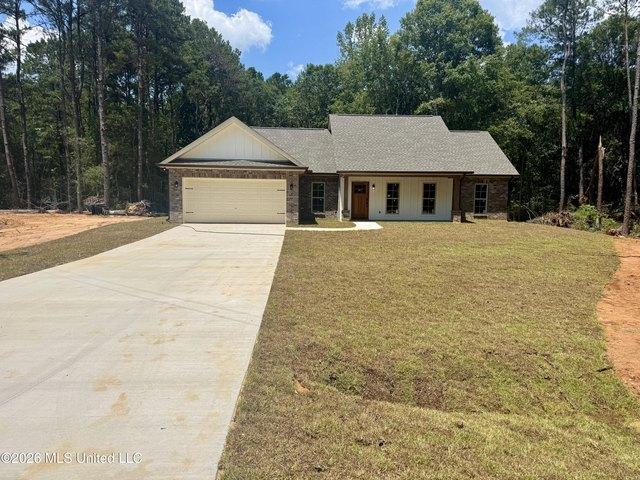 721 Anchor Lake Rd, Carriere, MS 39426