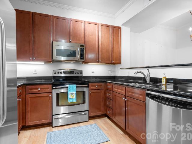 721 Governor Morrison Street # 430