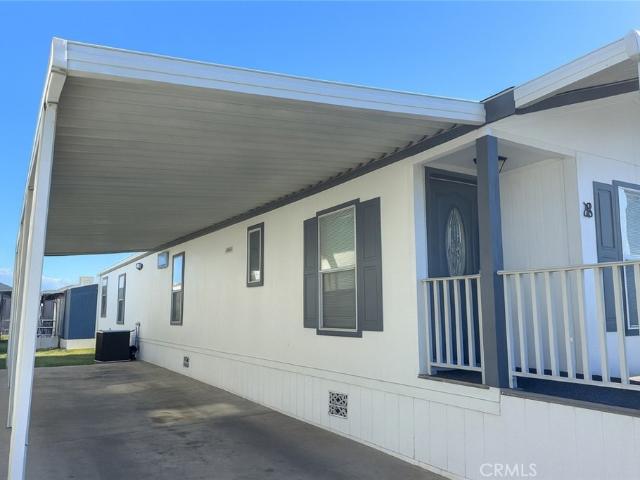 721 E 9th 28