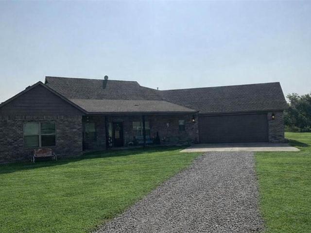 721 E Medford Rd, Stillwater, OK 74075