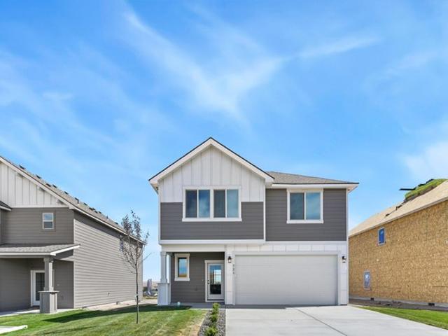 721 Honeylicious St, Richland, WA 99352