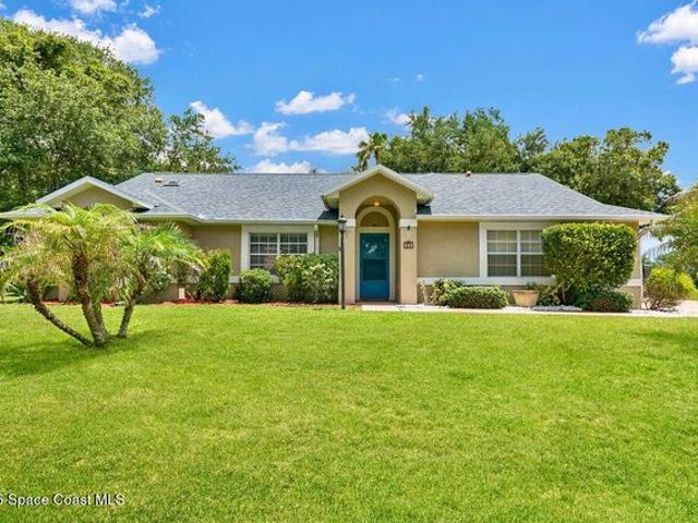 721 Hyannie St NE, Palm Bay, FL 32907