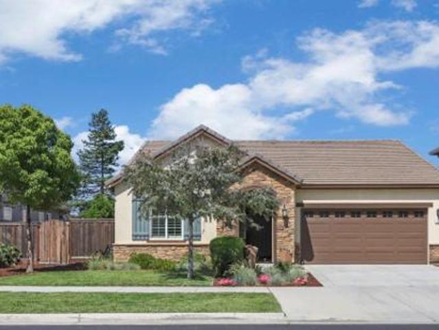 721 John Roos Ave, Ripon, CA 95366