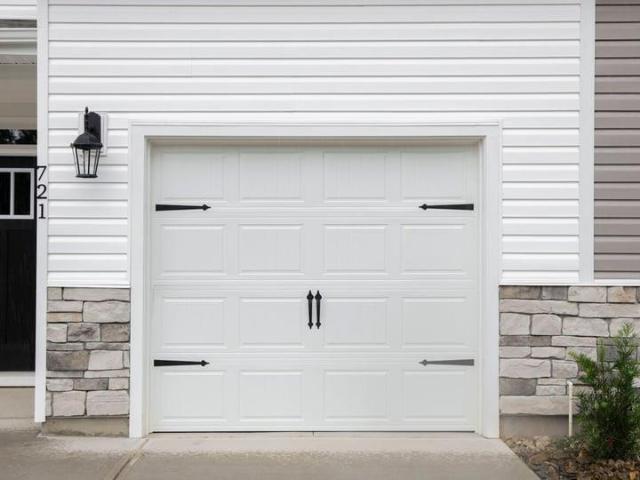 721 Lesbury Lane