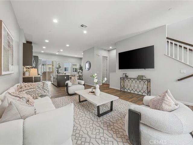 721 Manhattan Dr Unit 74, Brea, CA 92821