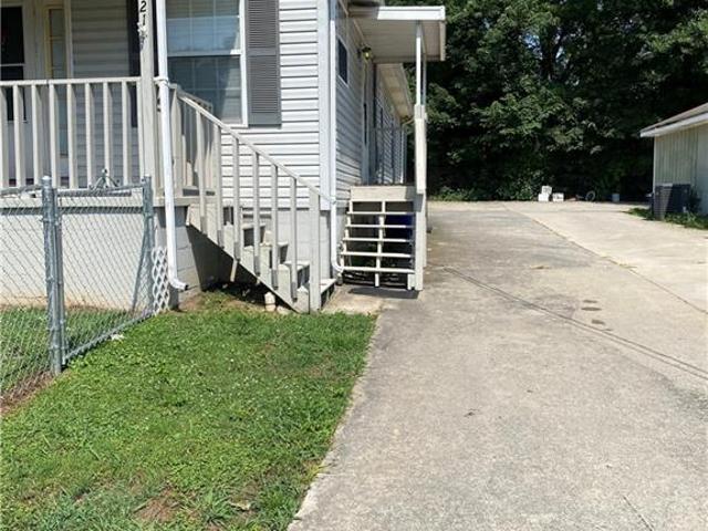 721 Mill Street SE