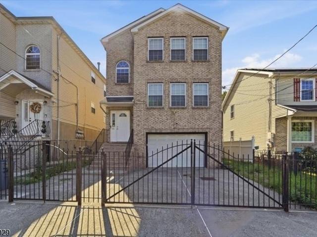 721 S 19th St, Newark, NJ 07103