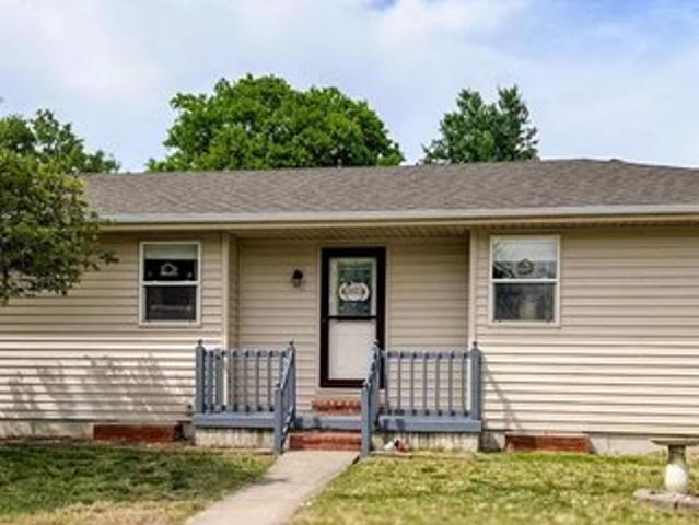 721 S Elm St, McPherson, KS 67460